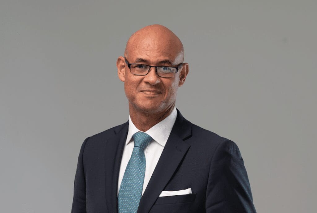 Jeremy Awori prend la tête du Groupe Ecobank en tant que nouveau ...