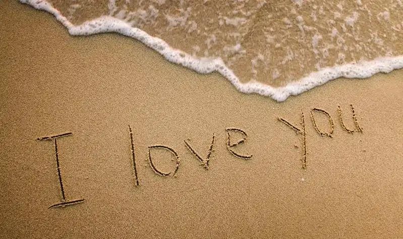 Saint-Valentin : 30+ messages à dédier à son amoureux(se) - 237online.com