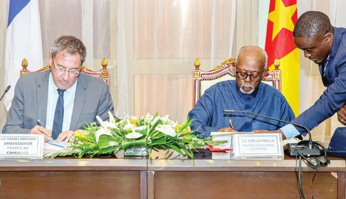 Cameroun France Conjoints libres de Travailler | 237online